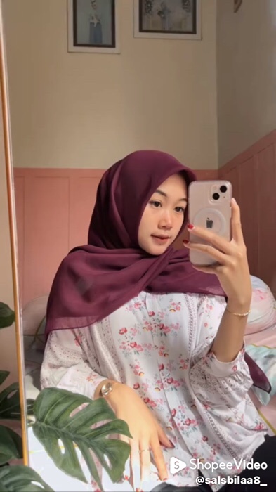 Ini nih blouse yg kalian cari” cakep bgt cuma 50 ribu aja lohhhh yuk buruan di co😍‼️ | Shopee ...